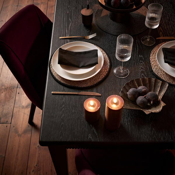 Tips for Creating the Perfect Festive Tablescape – Laura James