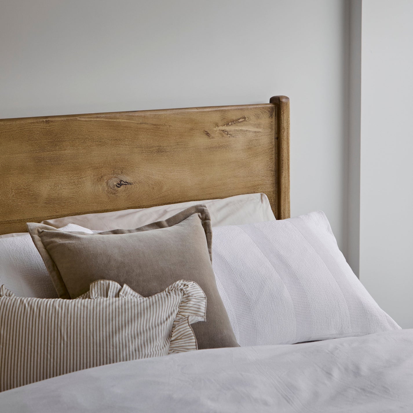 Colton King Size Bed Frame - Mango Wood – Laura James