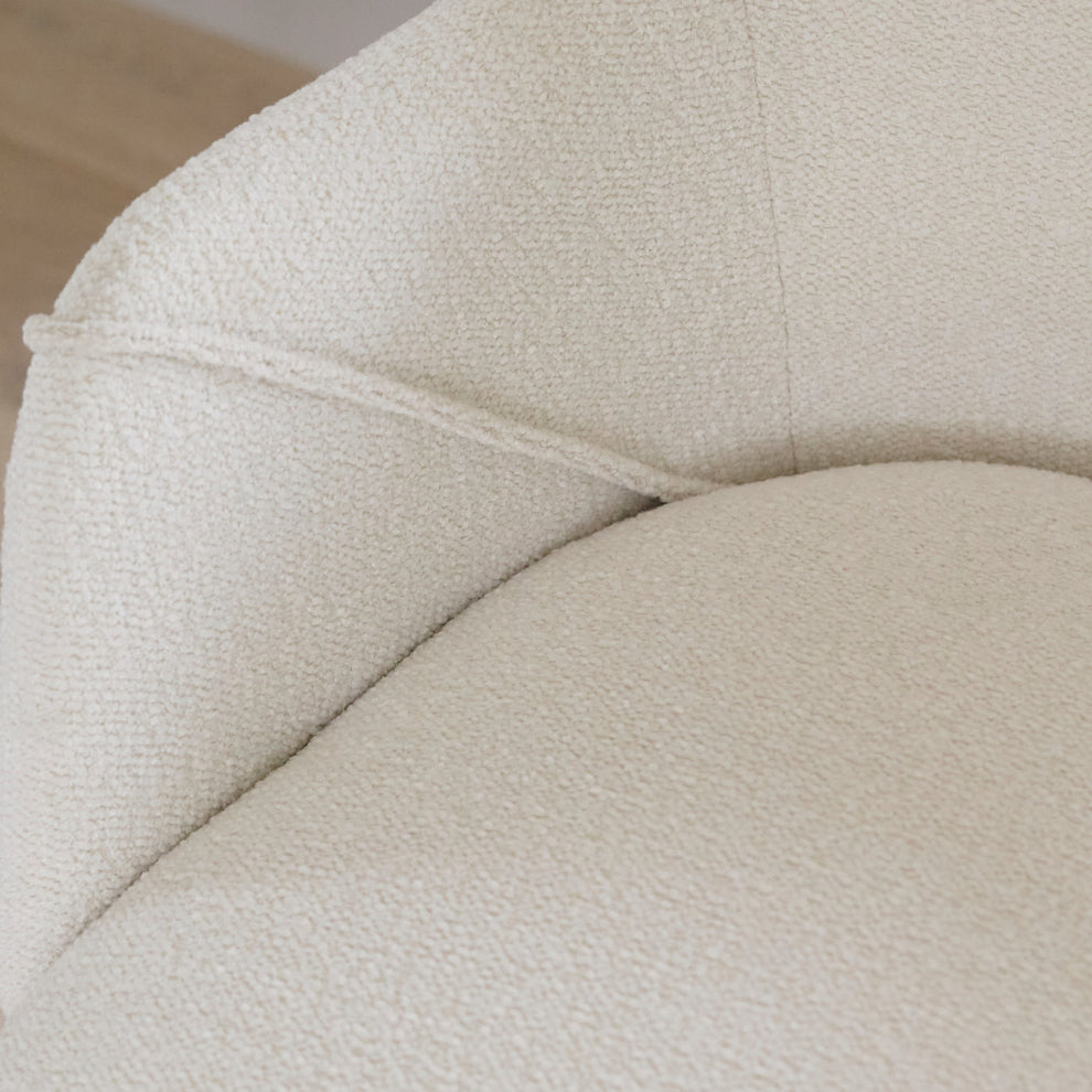 Jade Round Mango Wood 4 Seater Dining Set with Freya Boucle Armchairs ...