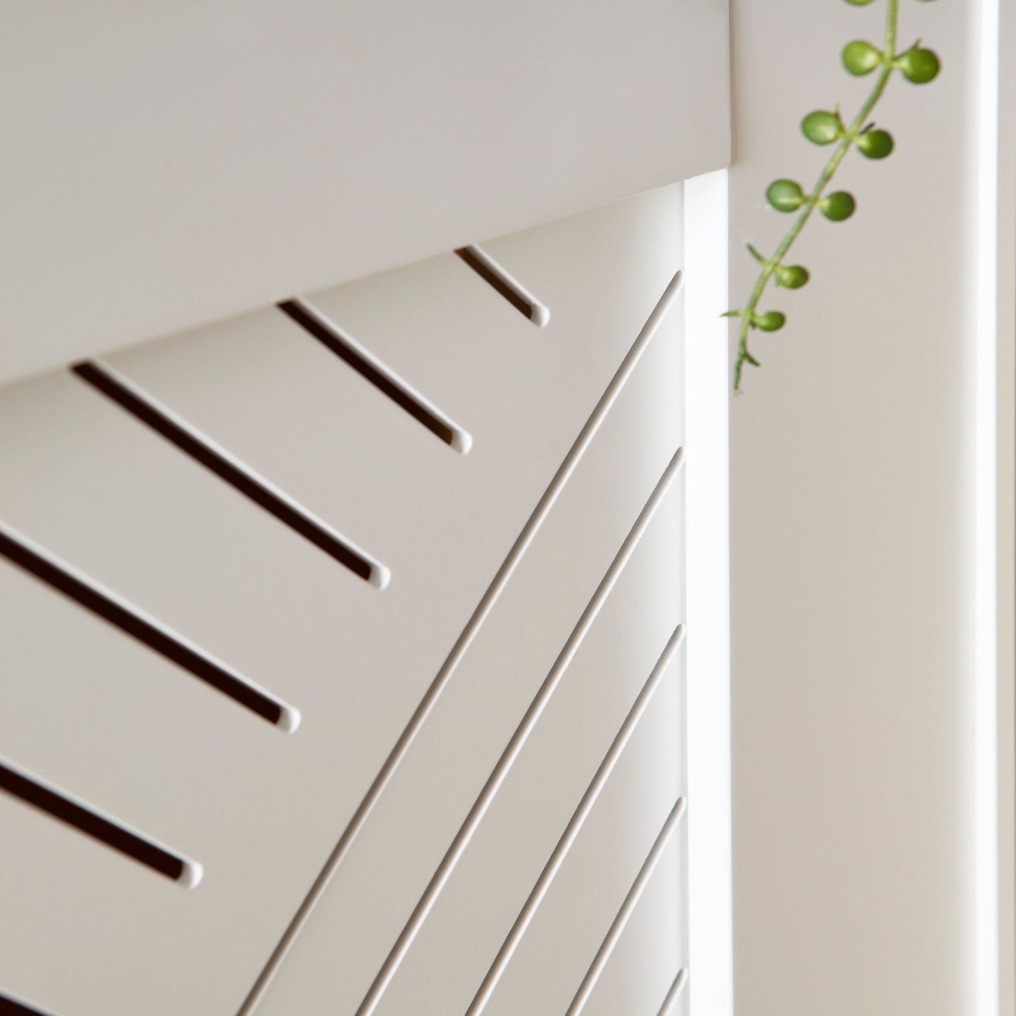 Jack Small Radiator Cover - White - Laura James