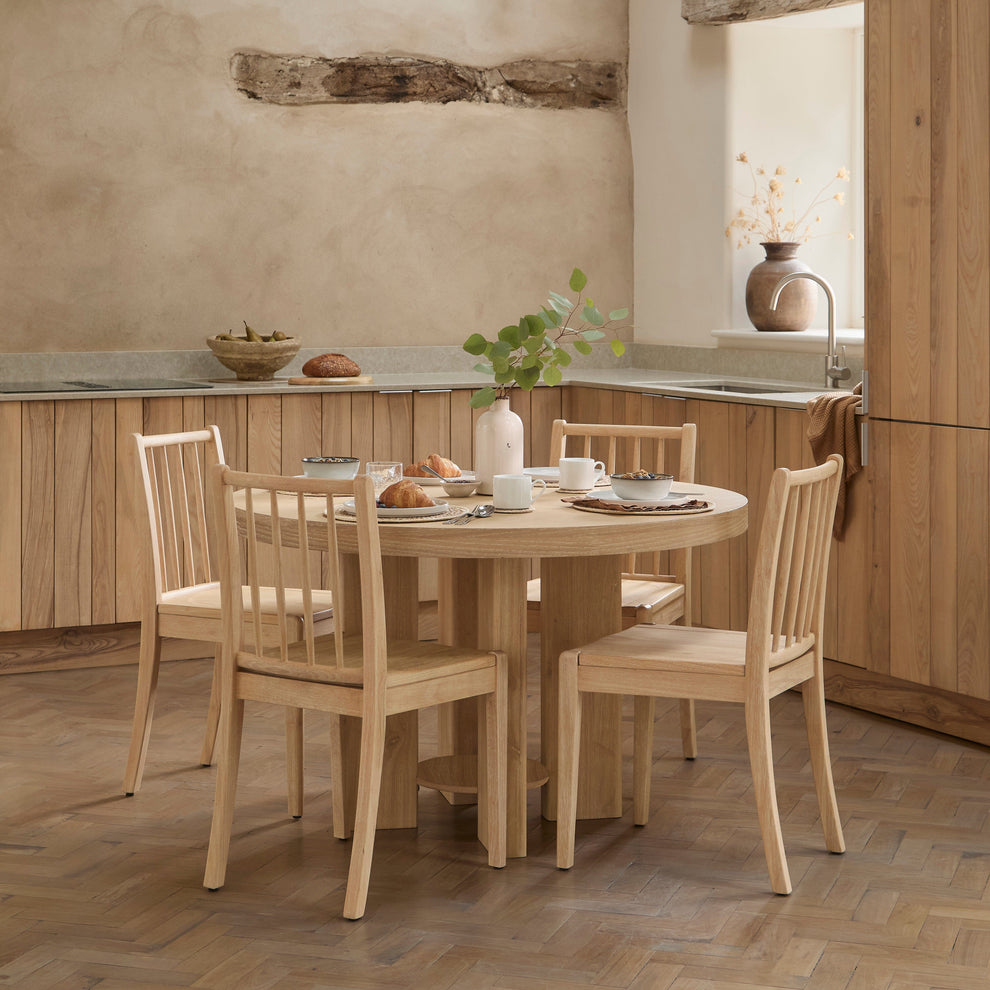Marlon Whitewash Oak Round Dining Table Set - 4 Seater - Tilly Dining ...