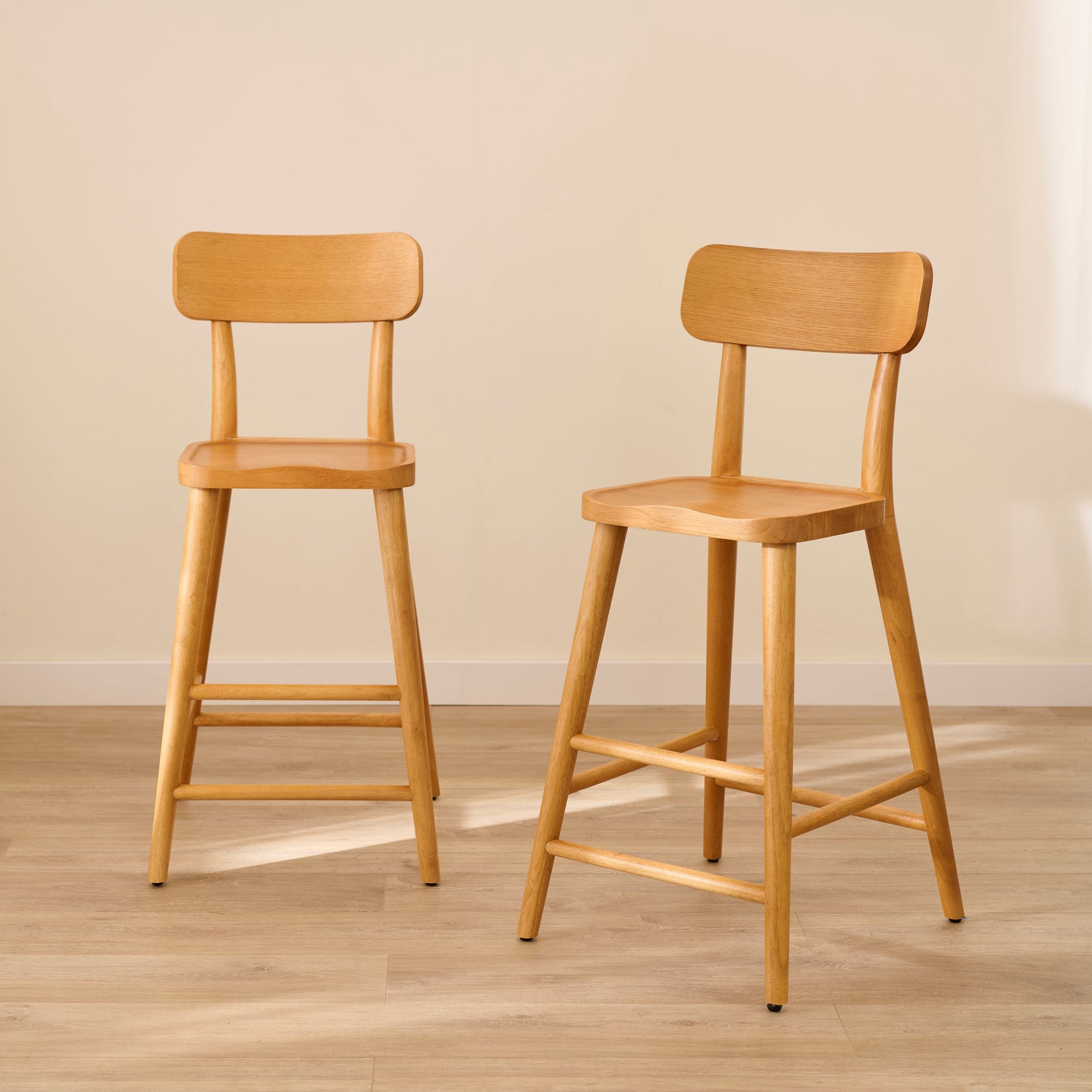 Silvester Classic Oak Bar Stool with Backrest – Laura James