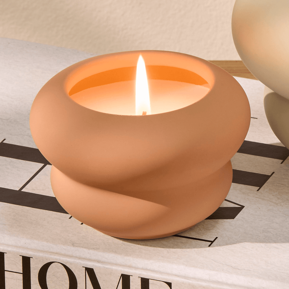 Surbiton Single Wick 9cm Ceramic Candle - Oud Wood & Rose Scent In Blu ...