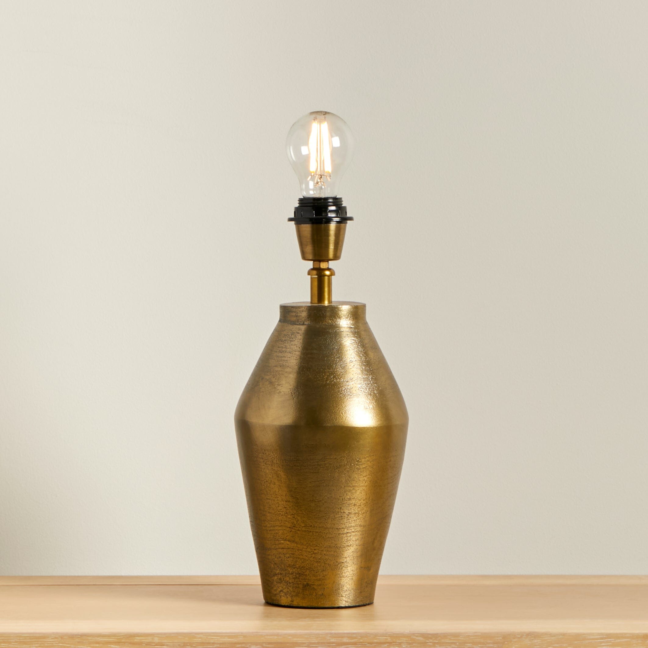 Thurlestone Gold Lamp with Coningsby 30cm Shade - Snow White – Laura James