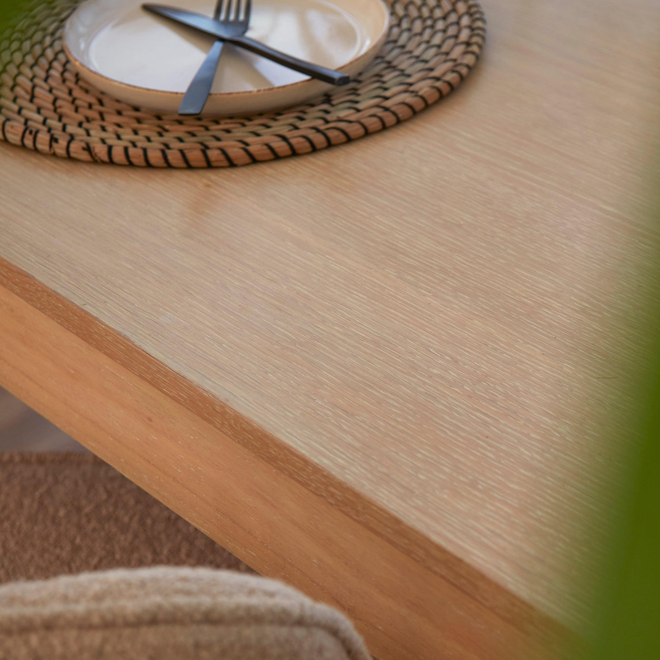 Amelia Whitewash Top Extendable Dining Table – Laura James