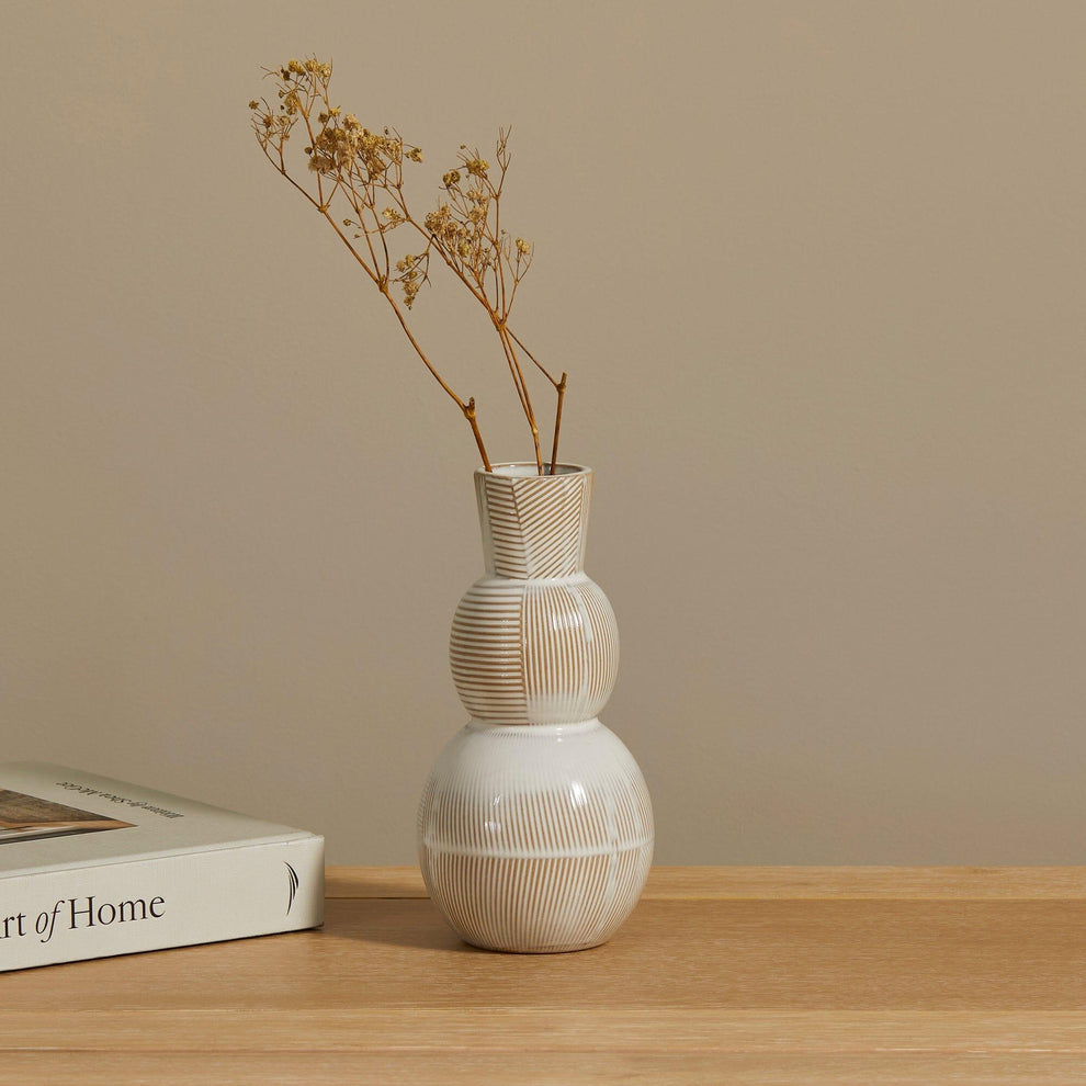 Colden 20cm Ceramic Vase - White – Laura James