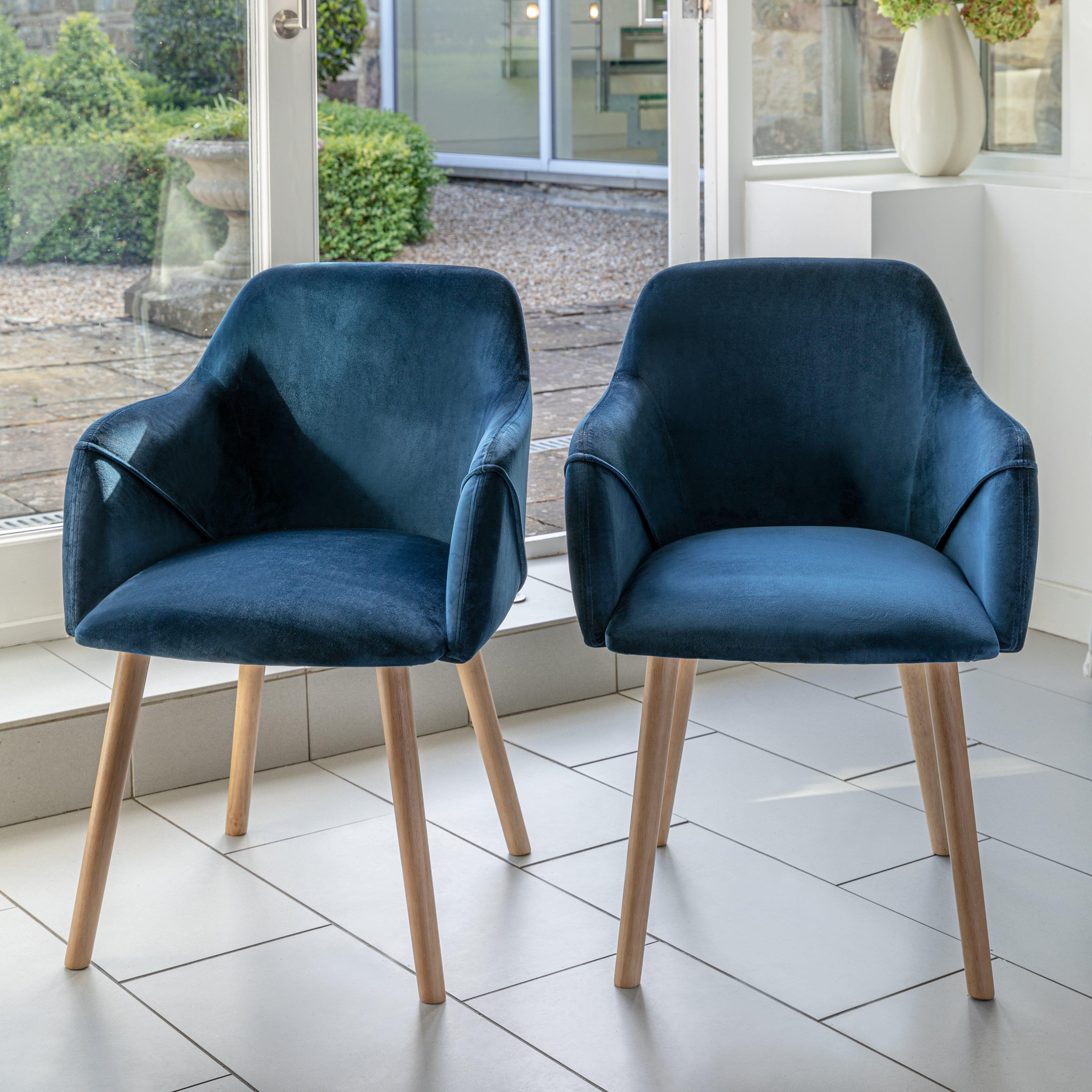 Ella 6 Seater Pale Oak Dining Table Set Freya Blue Carver Dining Chairs Laura James