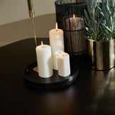 Lua extendable dining table - noir black - Laura James