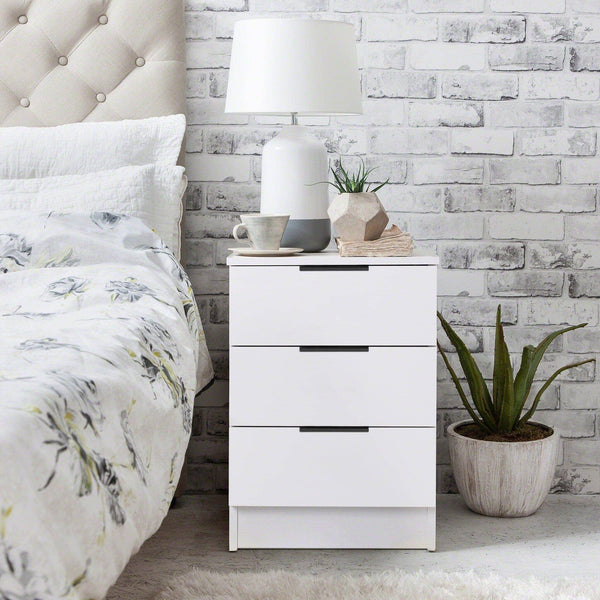 OUTLET Essie 3 Drawer Bedside Table - Pure White – Laura James