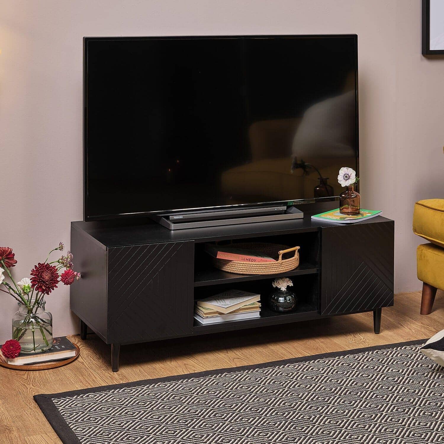 Outlet - Jack TV Unit - Geometric - Black – Laura James