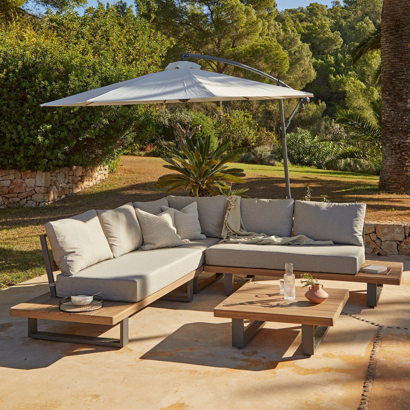 Shiva Stone Garden Lounge Corner Set - Cream Lean Over Parasol - Laura ...