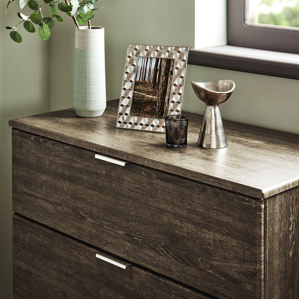 Outlet – Ayla chest of drawers - dark oak – Laura James